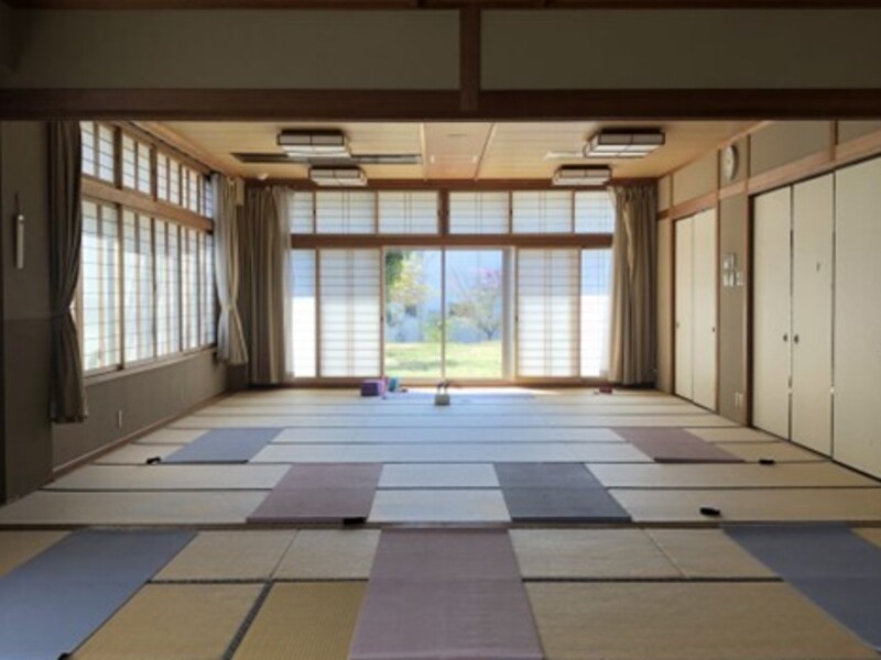 初めての方歓迎♪老若男女参加できる月1ヨガサークル＠中央区（屋内） / 原 良子